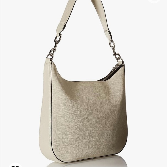 Marc Jacobs | Bags | Marc Jacobs Gotham City Shoulder Bag In White ...